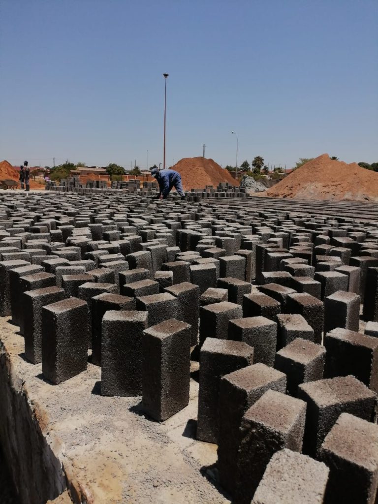 NN & BM Brothers – Sand And Bricks